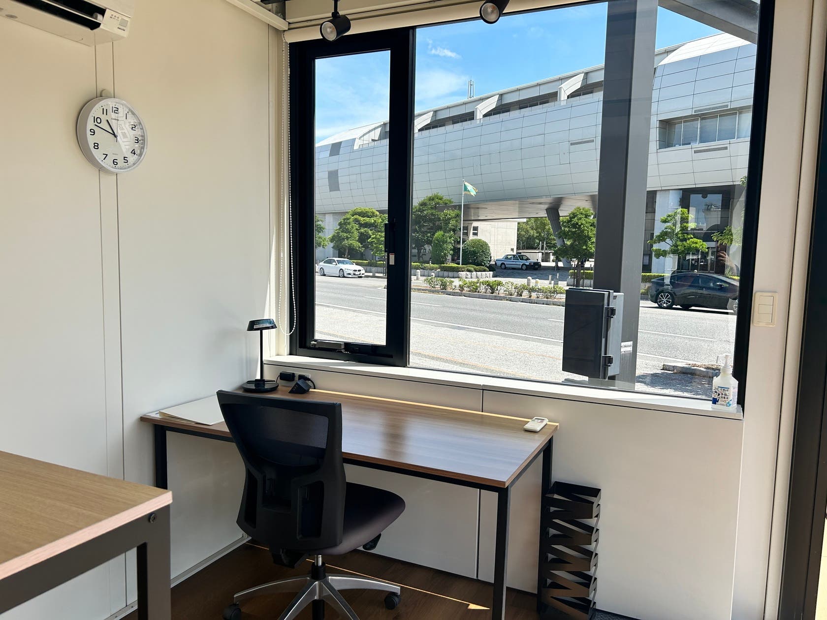 【Living2】✨U-SPACE松山店✨リビングをイメージしたちょっとした集まりに最適のスペースです♪Wi-Fi/松山市の写真1