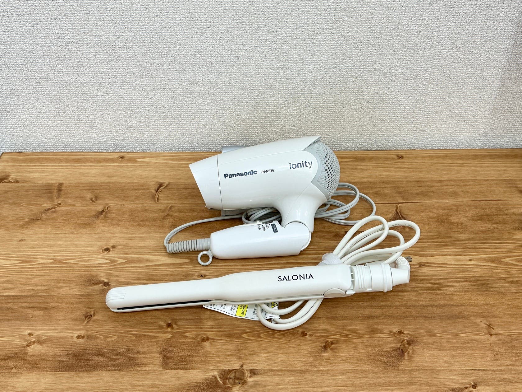 新大阪駅6分☆最大4名｜無料WiFi・モニター・65型TV・ゆったりソファ｜リモワ｜会議｜面談・面接｜VOD見放題の写真13