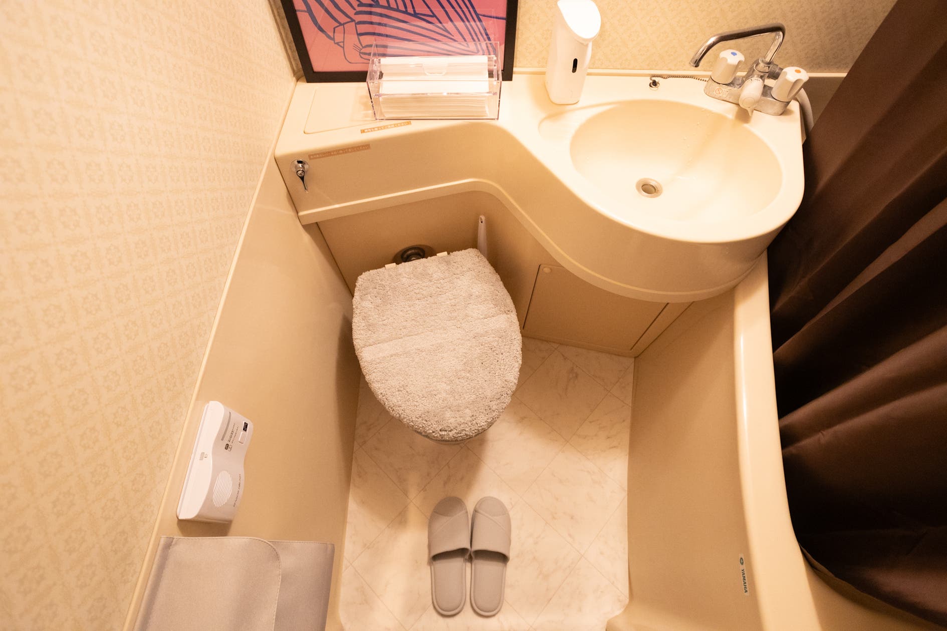 【大手町/神田駅徒歩５分】16名収容🛜光Wi-Fi🌇プロジェクター🗝️鍵無し入室可📊会議📷撮影/動画配信🃏ボドゲに最適の写真22