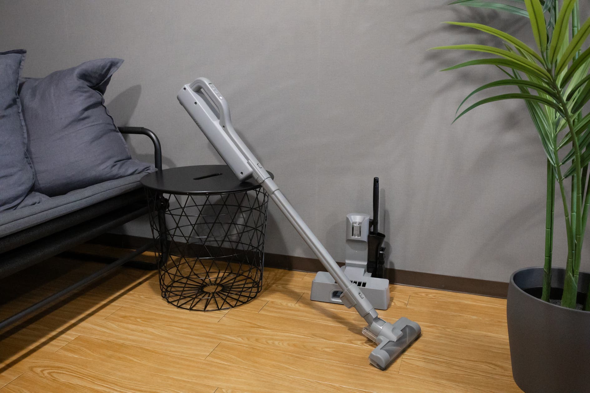 【大手町/神田駅徒歩５分】16名収容🛜光Wi-Fi🌇プロジェクター🗝️鍵無し入室可📊会議📷撮影/動画配信🃏ボドゲに最適の写真25