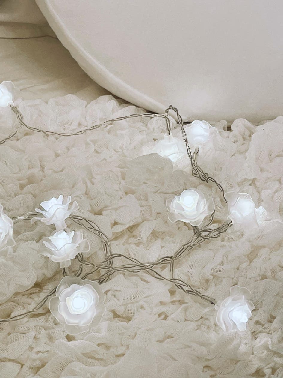 NUMA部屋｜梅田Rose【推し不在の誕生会専用】スペース💛女子会/撮影にも！東梅田駅徒歩７分の写真7