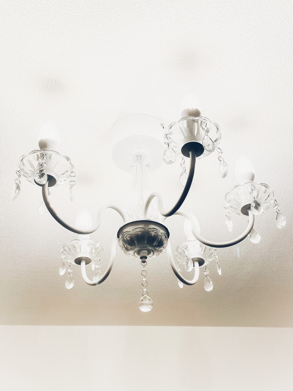 NUMA部屋｜梅田Rose【推し不在の誕生会専用】スペース💛女子会/撮影にも！東梅田駅徒歩７分の写真8