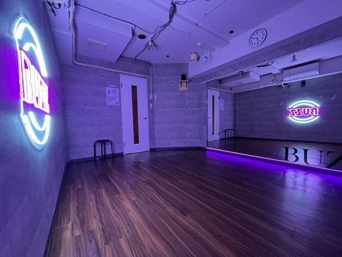 【BUZZ池袋サンシャイン】6A stの写真2