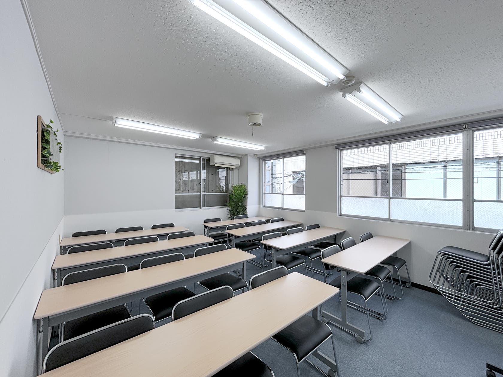 【新宿徒歩4分｜最大32名】ボドゲ利用でも大人気🎲Wi-Fi・ホワイトボード・土足OK・全設備無料・簡単入室・控室[36]の写真9