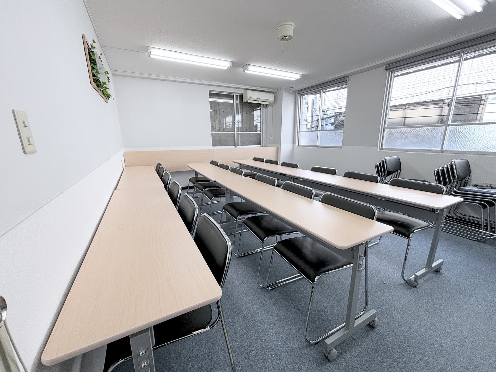 【新宿徒歩4分｜最大32名】ボドゲ利用でも大人気🎲Wi-Fi・ホワイトボード・土足OK・全設備無料・簡単入室・控室[36]の写真17