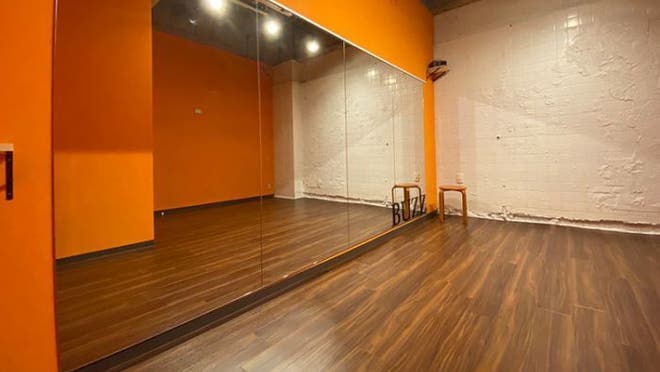 【BUZZ大阪京橋】4スタジオの写真2