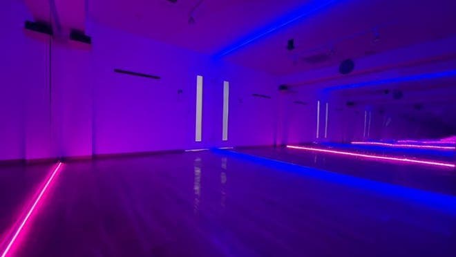 【BUZZ川崎】102stの写真3