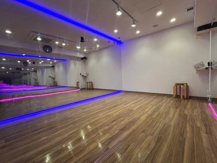 【BUZZ川崎】102stの写真8