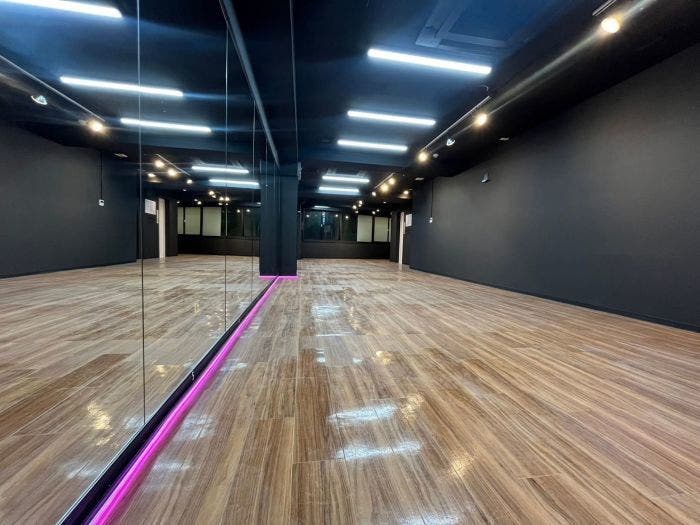 【BUZZ川崎】301stの写真8