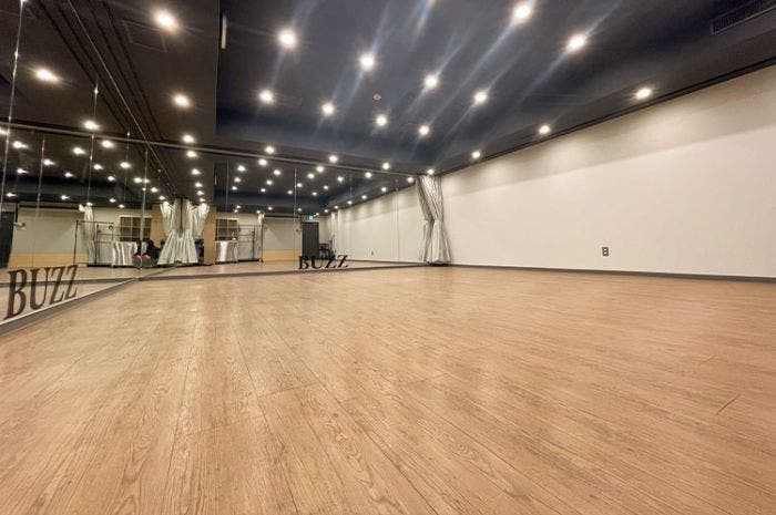 【BUZZ仙台】1スタジオの写真3