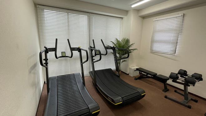 宮崎市役所から徒歩3分!トレーニング器具4種類を備えていますの写真2