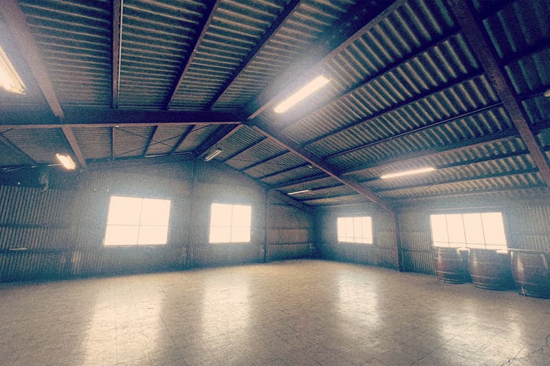 【ソコトル3階スタジオ】京都伏見の倉庫型アンティークスタイルレンタルフォトスタジオの写真6