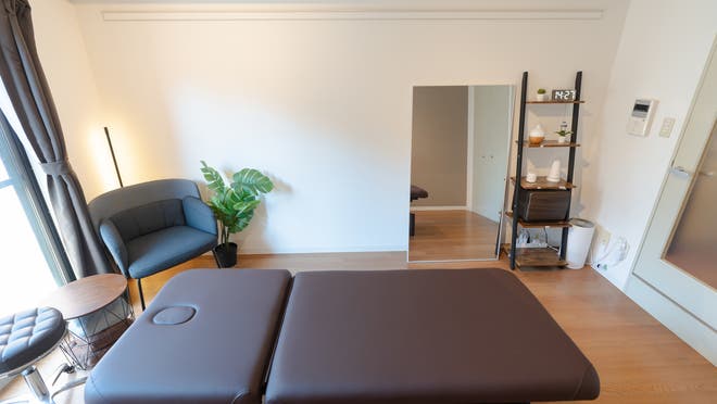 【町田駅4分】完全個室のプライベートサロン✨木目基調とした良質空間🌿の写真9