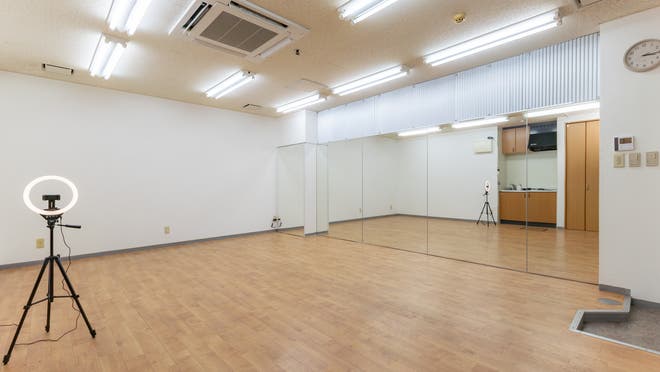 【New】オープン記念割引中🎊市が尾駅1分ダンススタジオ|幅5.1mの大型鏡|無料で使える備品多数|単発も定期利用も大歓迎!の写真6