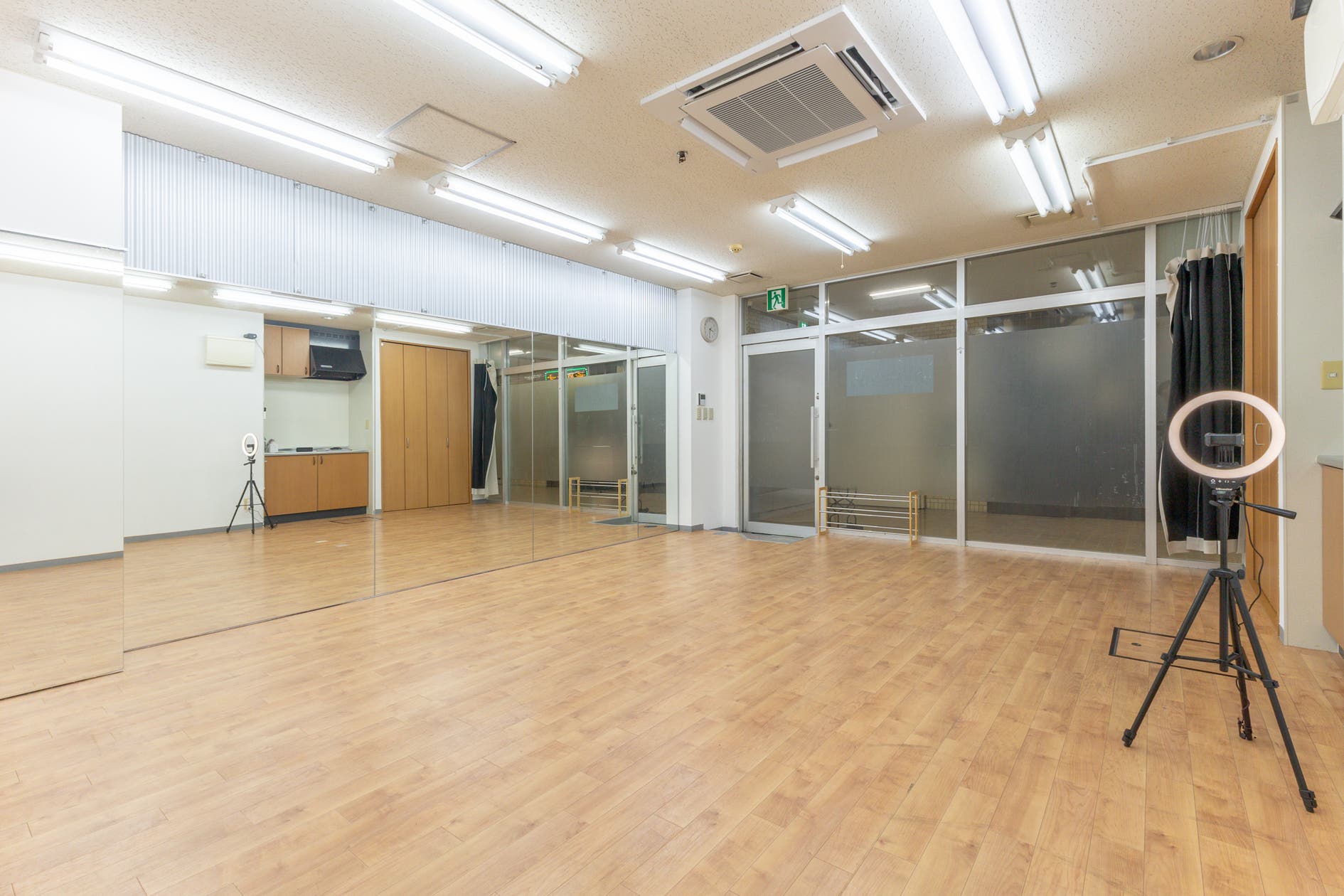 【New】オープン記念割引中🎊市が尾駅1分ダンススタジオ｜幅5.1mの大型鏡｜無料で使える備品多数｜単発も定期利用も大歓迎！の写真5