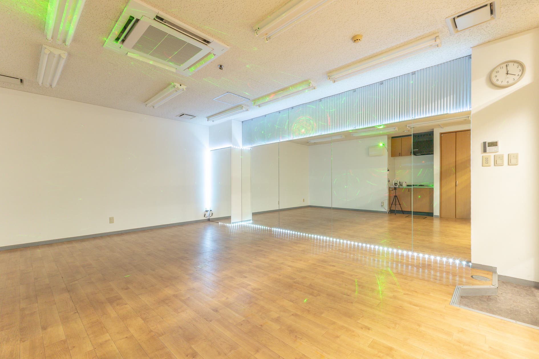 【New】オープン記念割引中🎊市が尾駅1分ダンススタジオ｜幅5.1mの大型鏡｜無料で使える備品多数｜単発も定期利用も大歓迎！の写真7