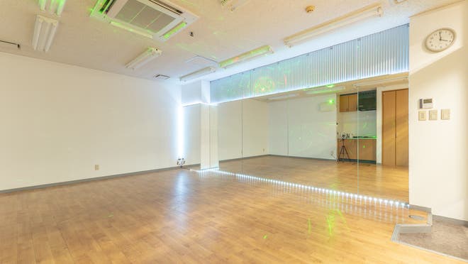 【New】オープン記念割引中🎊市が尾駅1分ダンススタジオ|幅5.1mの大型鏡|無料で使える備品多数|単発も定期利用も大歓迎!の写真7