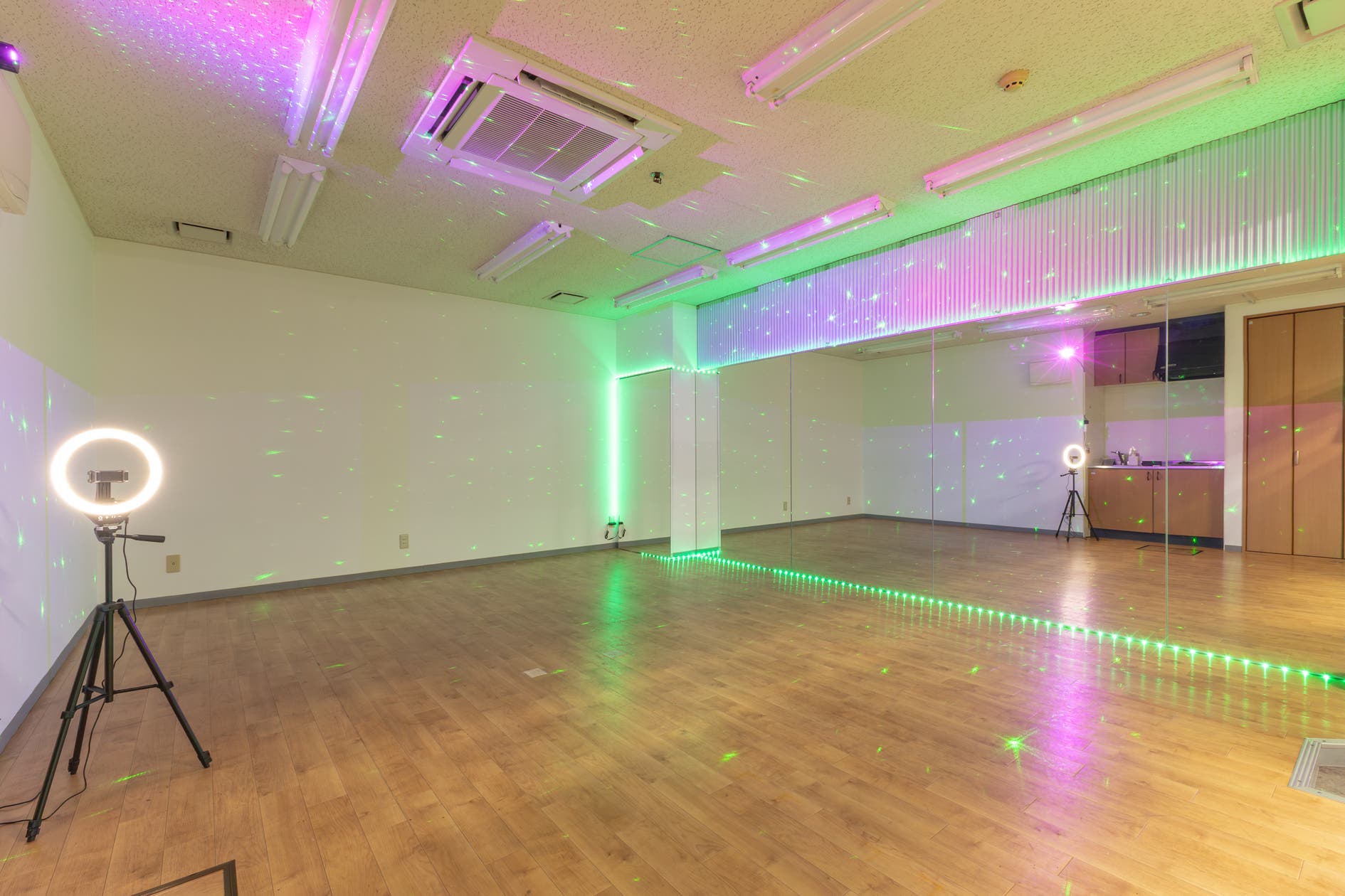 【New】オープン記念割引中🎊市が尾駅1分ダンススタジオ｜幅5.1mの大型鏡｜無料で使える備品多数｜単発も定期利用も大歓迎！の写真8