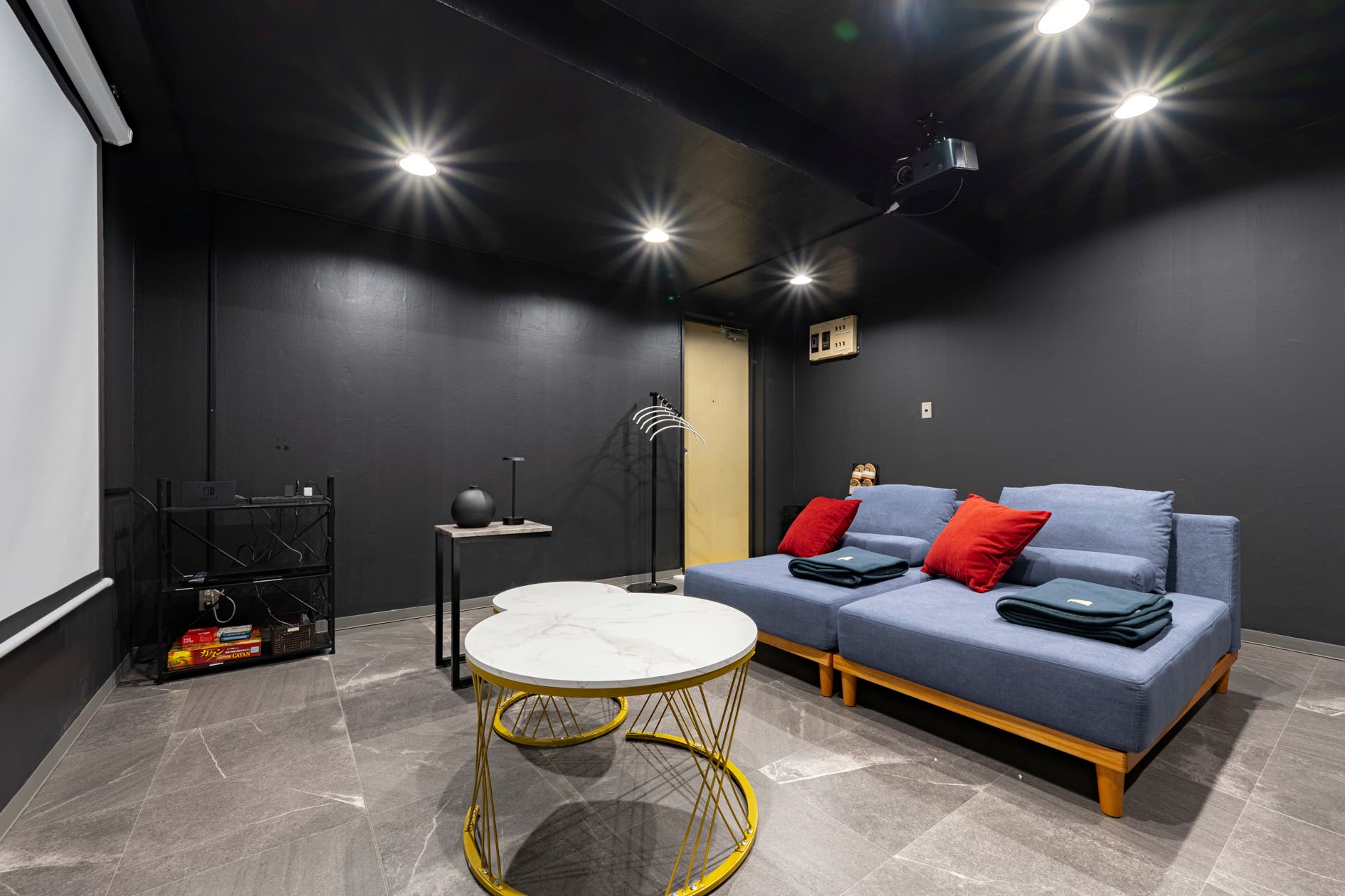 スペモ🎬クリスマス🎄歓送迎会🎊学割👨‍🎓デート💓プロジェクター🎥映画鑑賞🍿女子会🦢580_CINEMA京橋の写真5