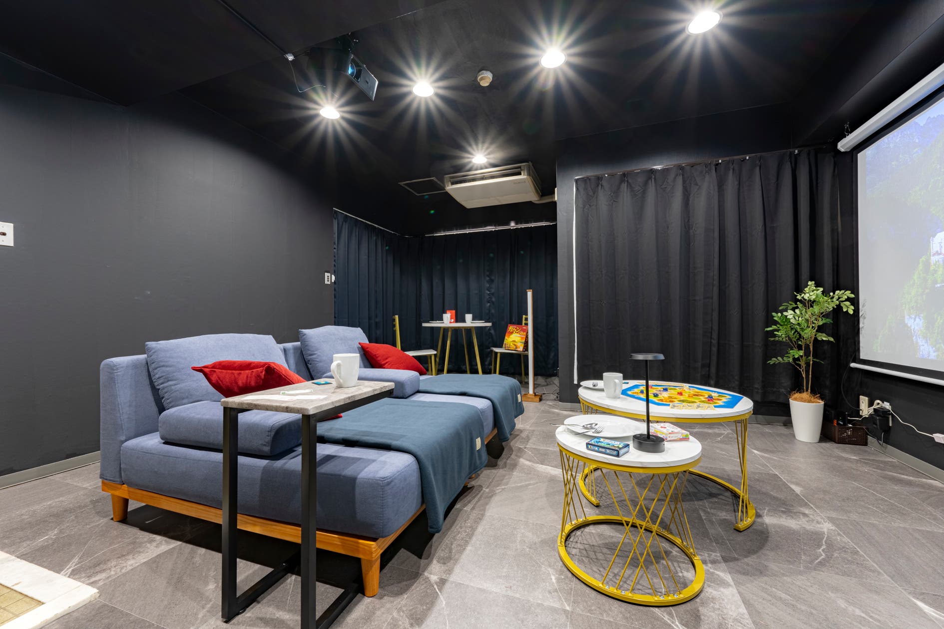 スペモ🎬クリスマス🎄歓送迎会🎊学割👨‍🎓デート💓プロジェクター🎥映画鑑賞🍿女子会🦢580_CINEMA京橋の写真6