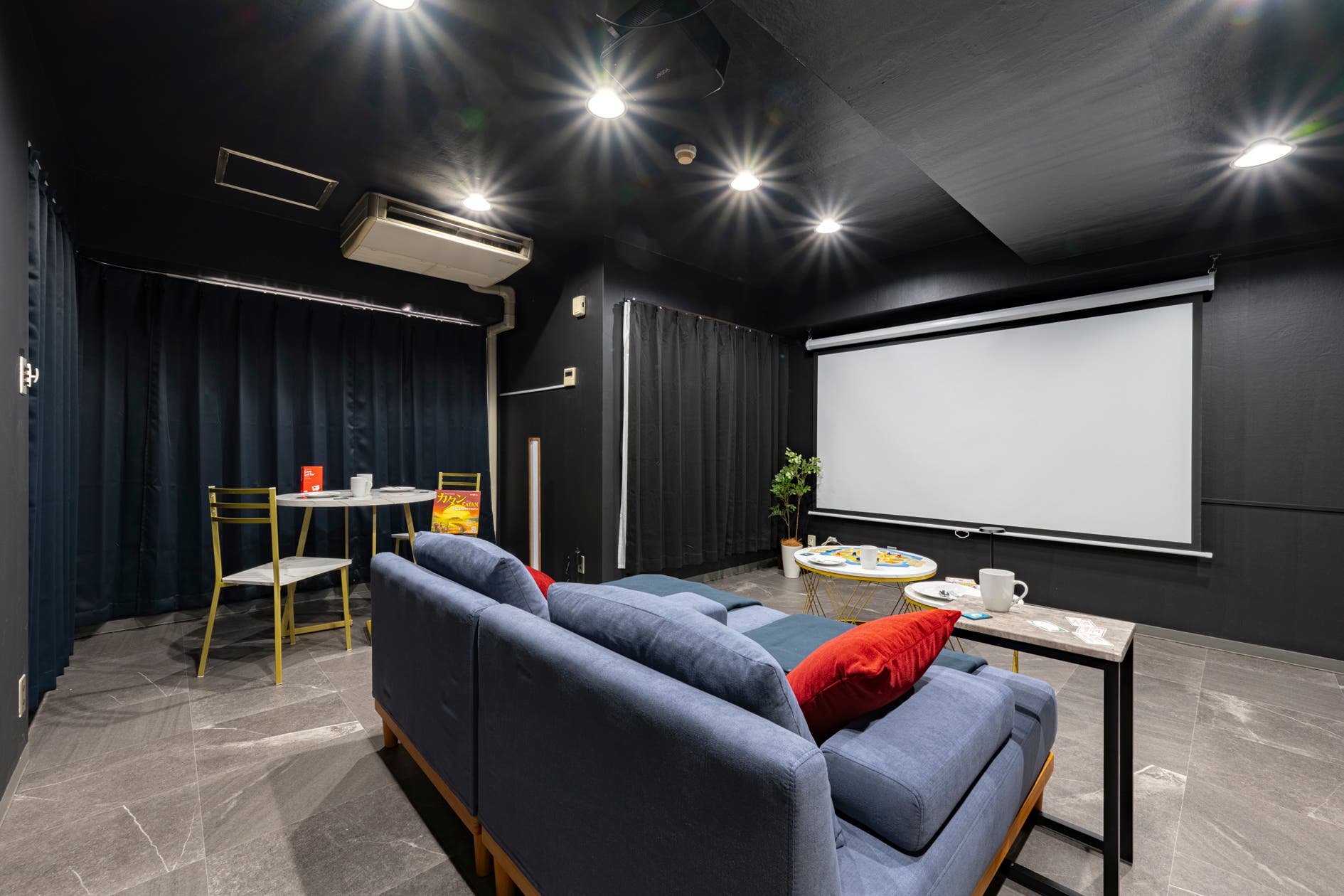 スペモ🎬クリスマス🎄歓送迎会🎊学割👨‍🎓デート💓プロジェクター🎥映画鑑賞🍿女子会🦢580_CINEMA京橋の写真9