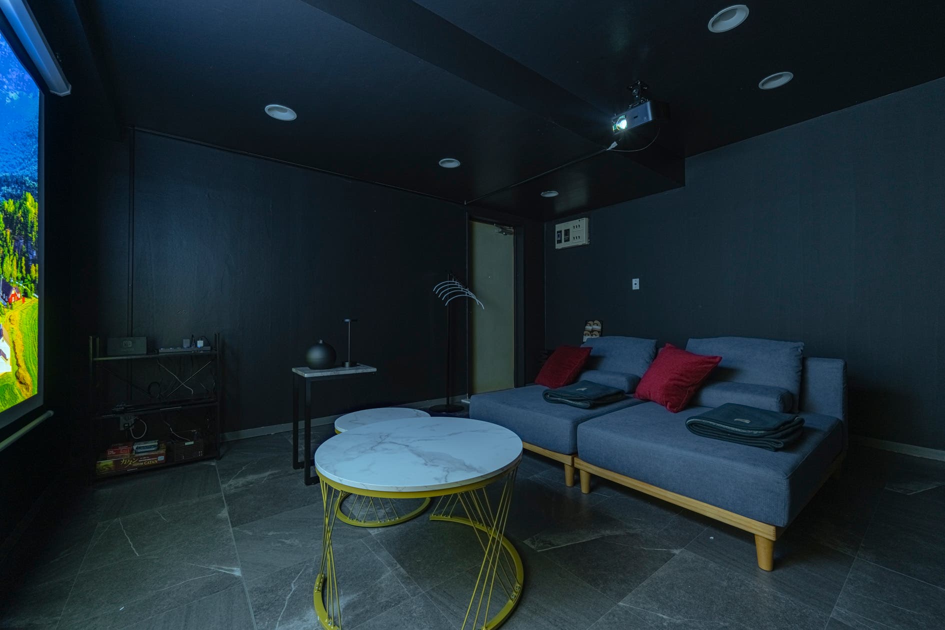 スペモ🎬クリスマス🎄歓送迎会🎊学割👨‍🎓デート💓プロジェクター🎥映画鑑賞🍿女子会🦢580_CINEMA京橋の写真11