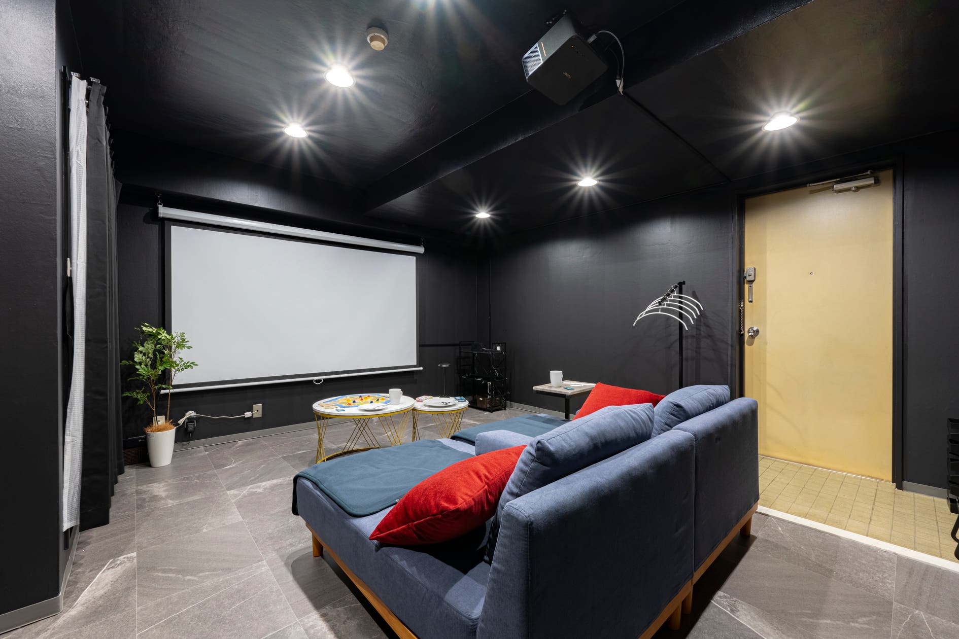 スペモ🎬クリスマス🎄歓送迎会🎊学割👨‍🎓デート💓プロジェクター🎥映画鑑賞🍿女子会🦢580_CINEMA京橋の写真14