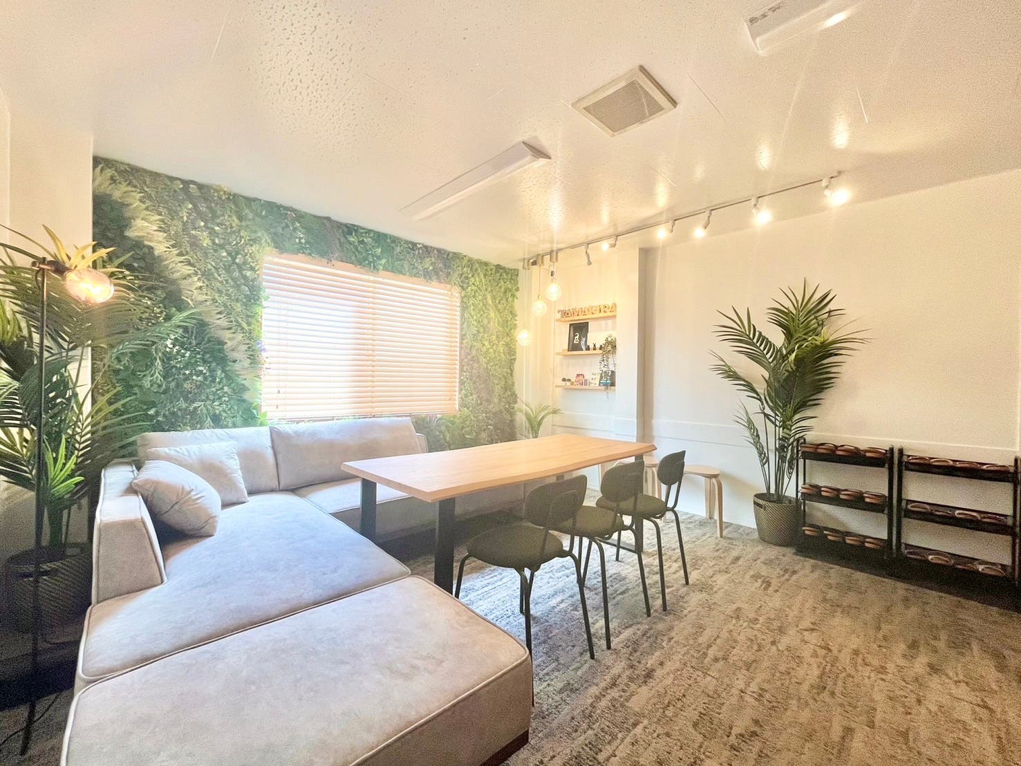 NEW!【半蔵門駅1分/麹町5分】最大20名/光無料Wifi/会議・撮影・懇親会・推し会・女子会・ボドゲ等！飲食🍷可！の写真8