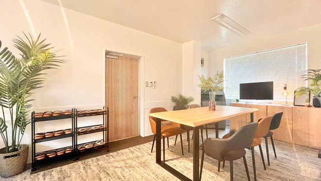 NEW!【半蔵門駅1分/麹町5分】最大20名/光無料Wifi/会議・撮影・懇親会・推し会・女子会・ボドゲ等!飲食🍷可!の写真14