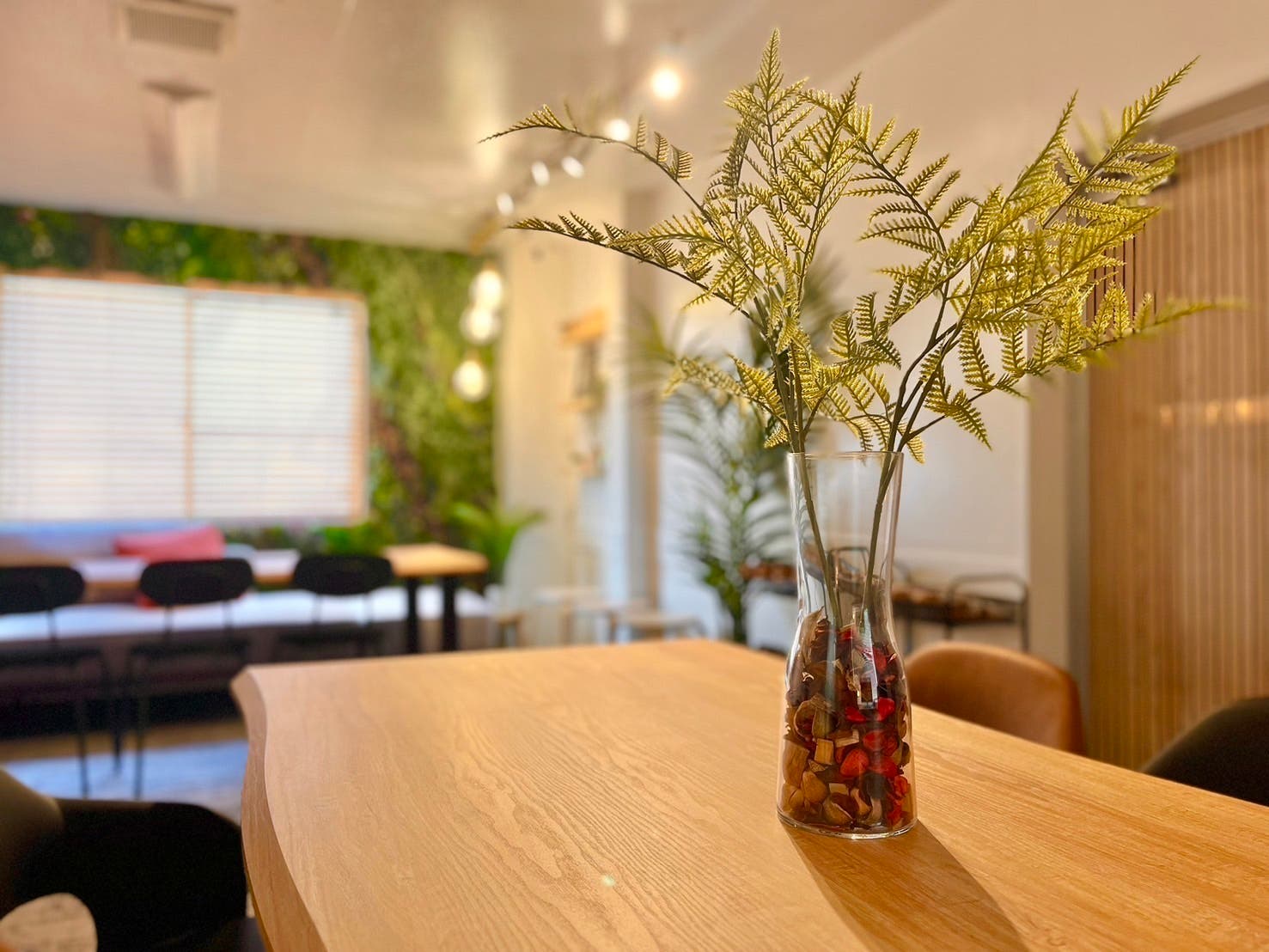 NEW!【半蔵門駅1分/麹町5分】最大20名/光無料Wifi/会議・撮影・懇親会・推し会・女子会・ボドゲ等！飲食🍷可！の写真16