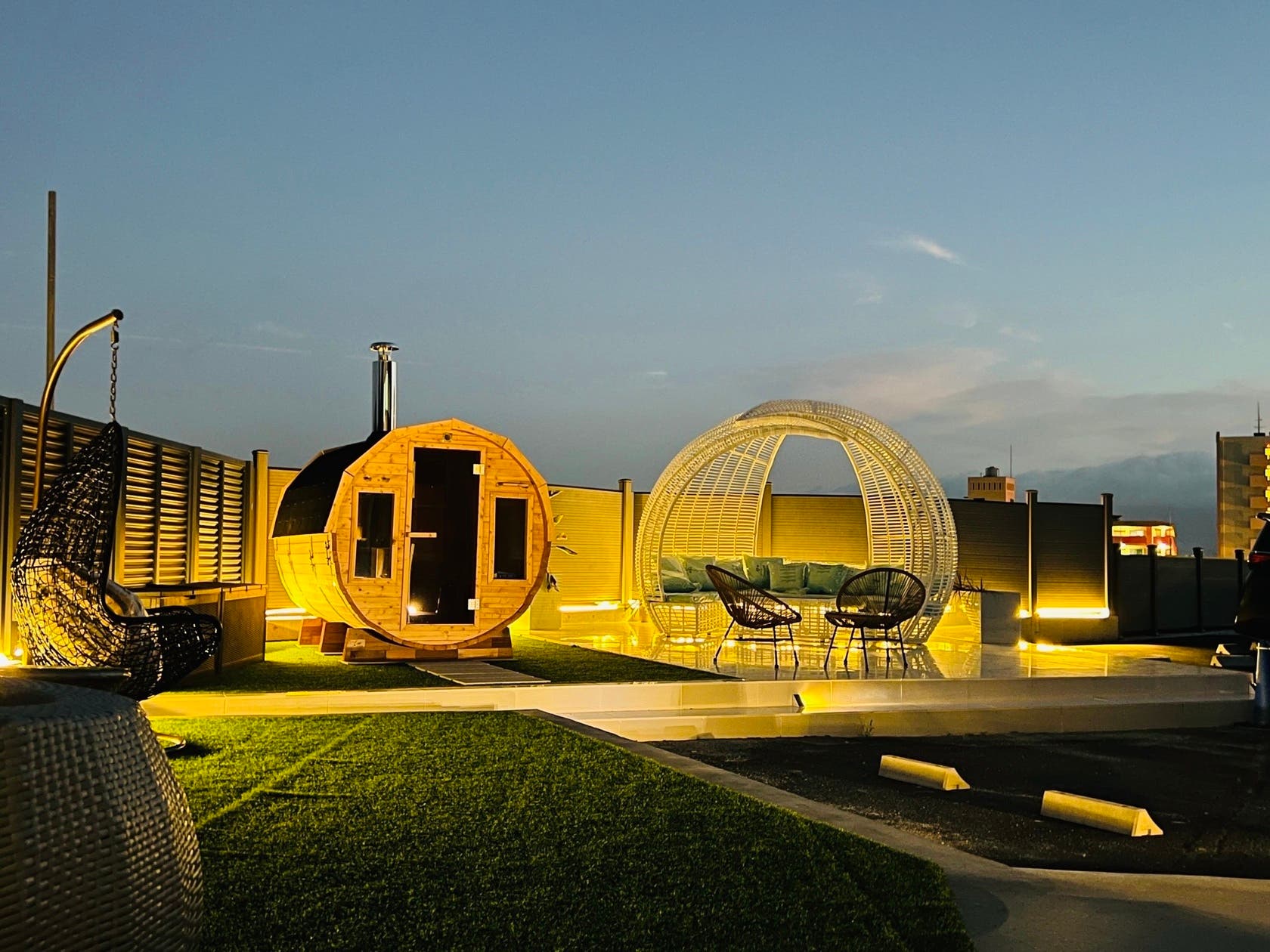 Luxury Stage 超絶景屋外パティオ＋専用キッチンスタジオ　サウナ・BBQ・プール（可動式）の写真12