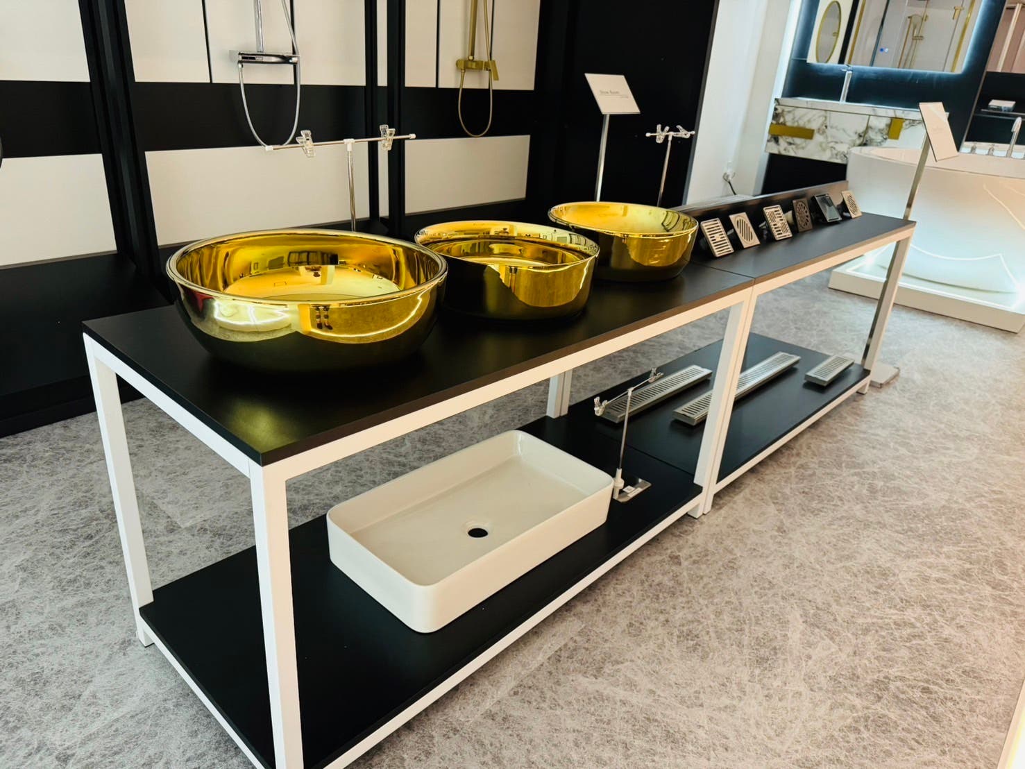 豪華魅惑のラグジュアリーショールーム（二階全フロア）の写真9