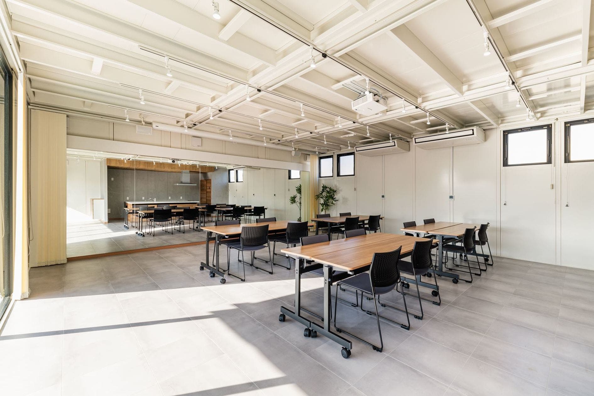 【Community】✨U-SPACE春日部西金野井店✨キッチンやプロジェクターなどが充実しています♪Wi-Fi/春日部市の写真4