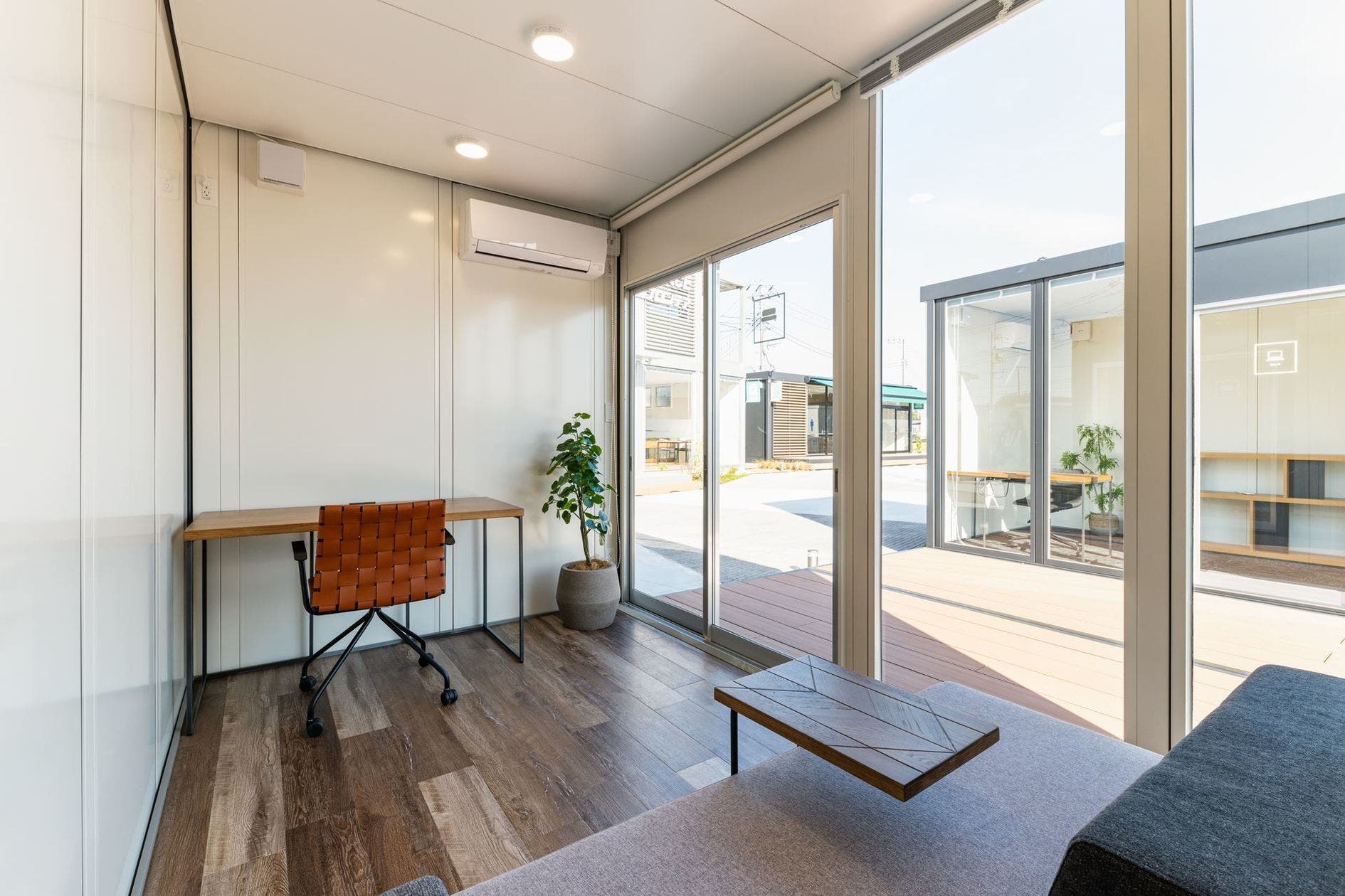 【Living】✨U-SPACE春日部西金野井店✨リビングをイメージしたちょっとした集まりに最適のスペースです♪/春日部市の写真3