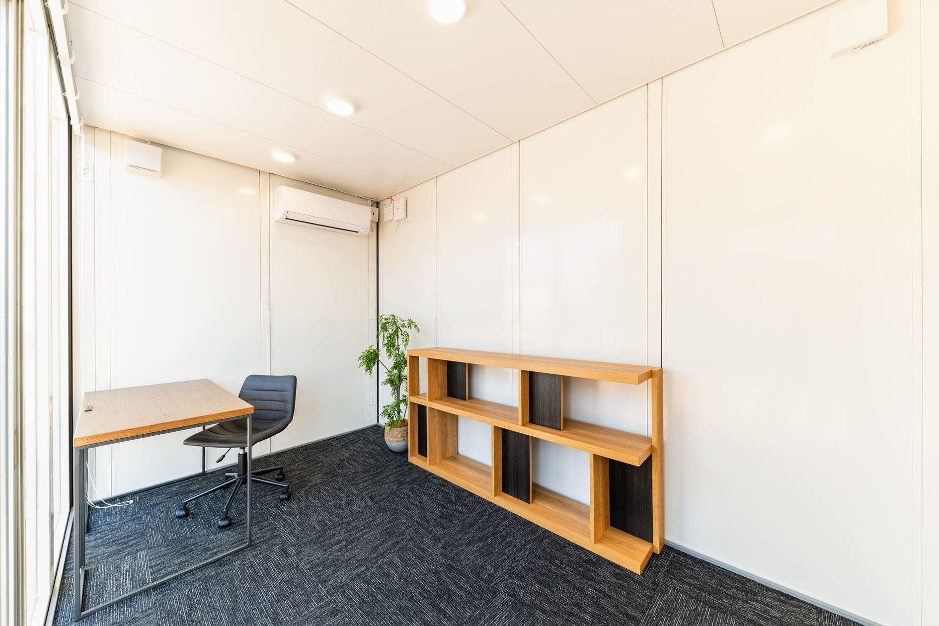 【Work】✨U-SPACE春日部西金野井店✨集中できる個室空間となっております♪Wi-Fi/春日部市の写真1