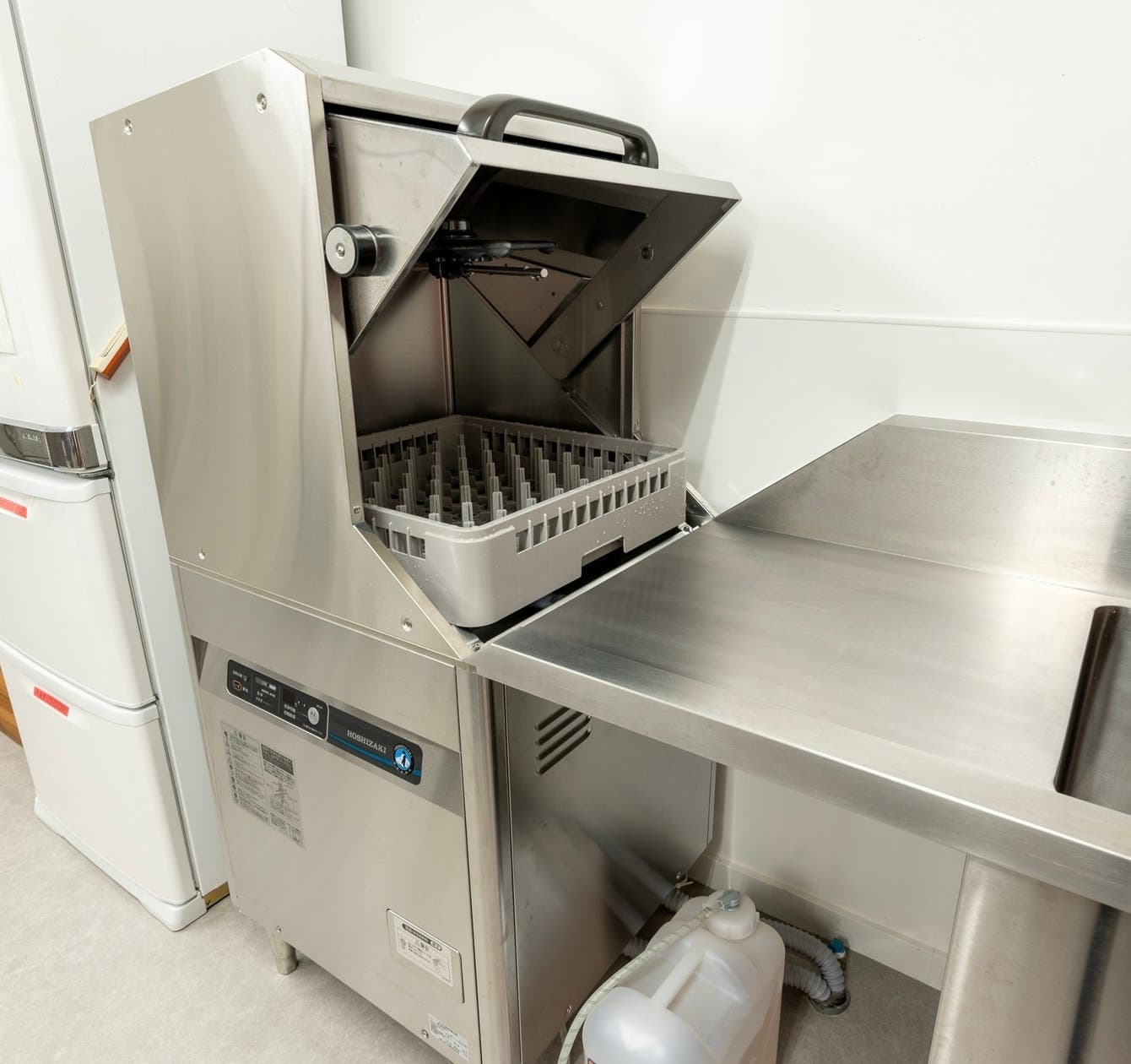 湖が目の前　標高1400m高原の会議室の写真6