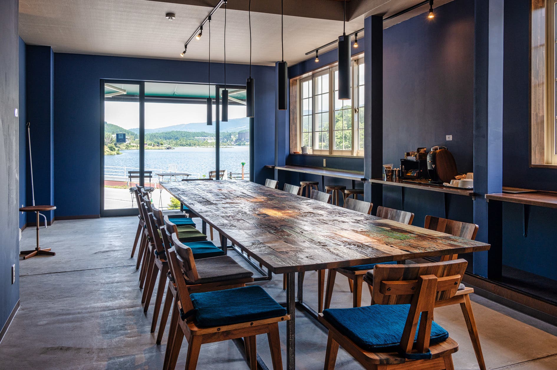 湖が目の前　標高1400m高原の会議室の写真20