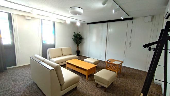 【Living】✨U-SPACE高松店✨打ち合わせスペースとしてもご利用いただけます♪Wi-Fi/高松市の写真1