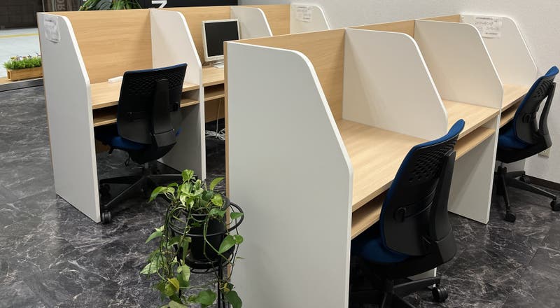 Office TAKASAKI BASE コワーキングスペース(１名)