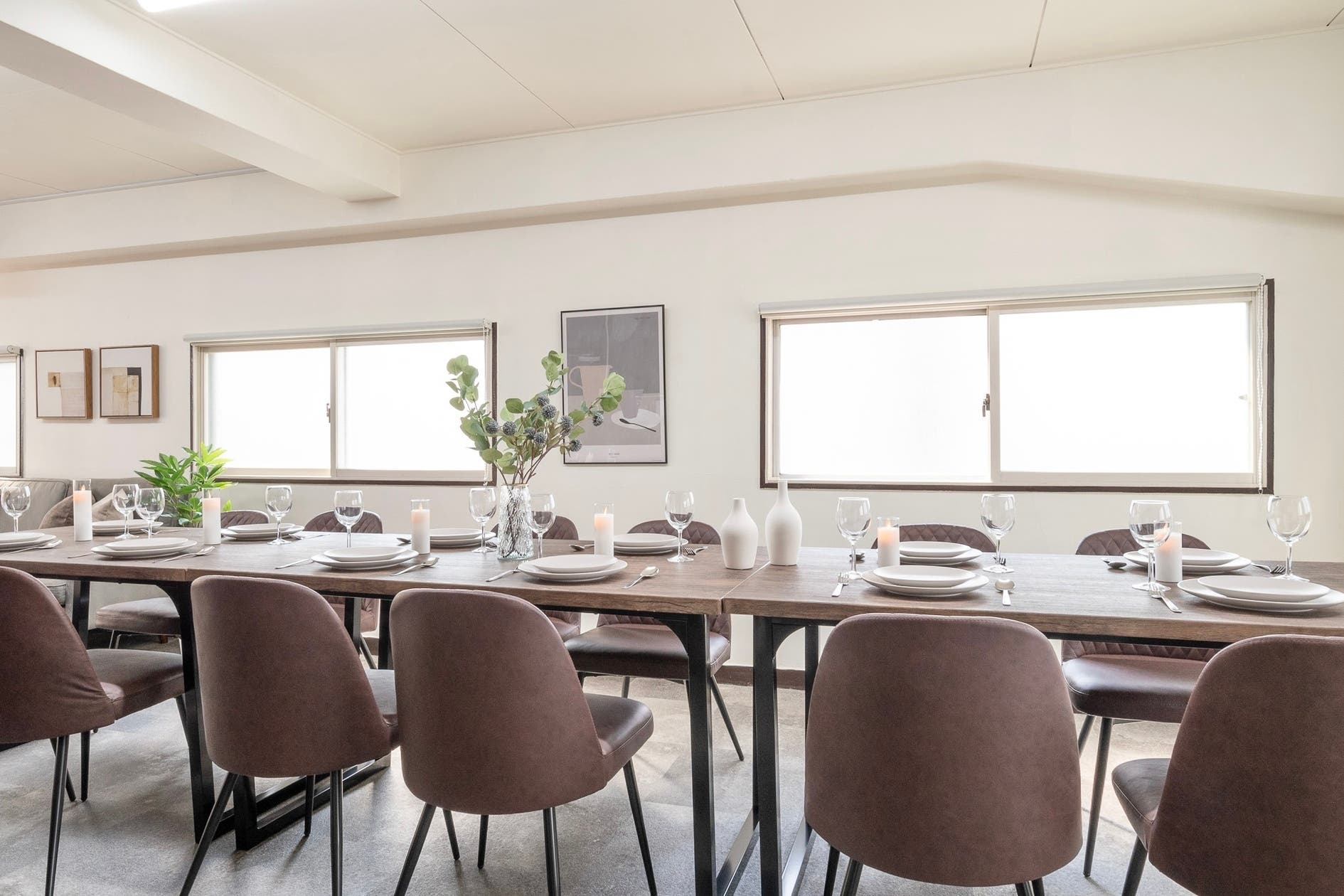 池袋駅2分🚃24H/最大24名着席🎉大型スクリーン🎬映画・大人気ゲーム機が大迫力🎮おしゃれなケータリング♪の写真8