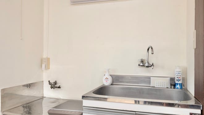 池袋駅2分🚃24H/最大24名着席🎉大型スクリーン🎬映画・大人気ゲーム機が大迫力🎮おしゃれなケータリング♪の写真25