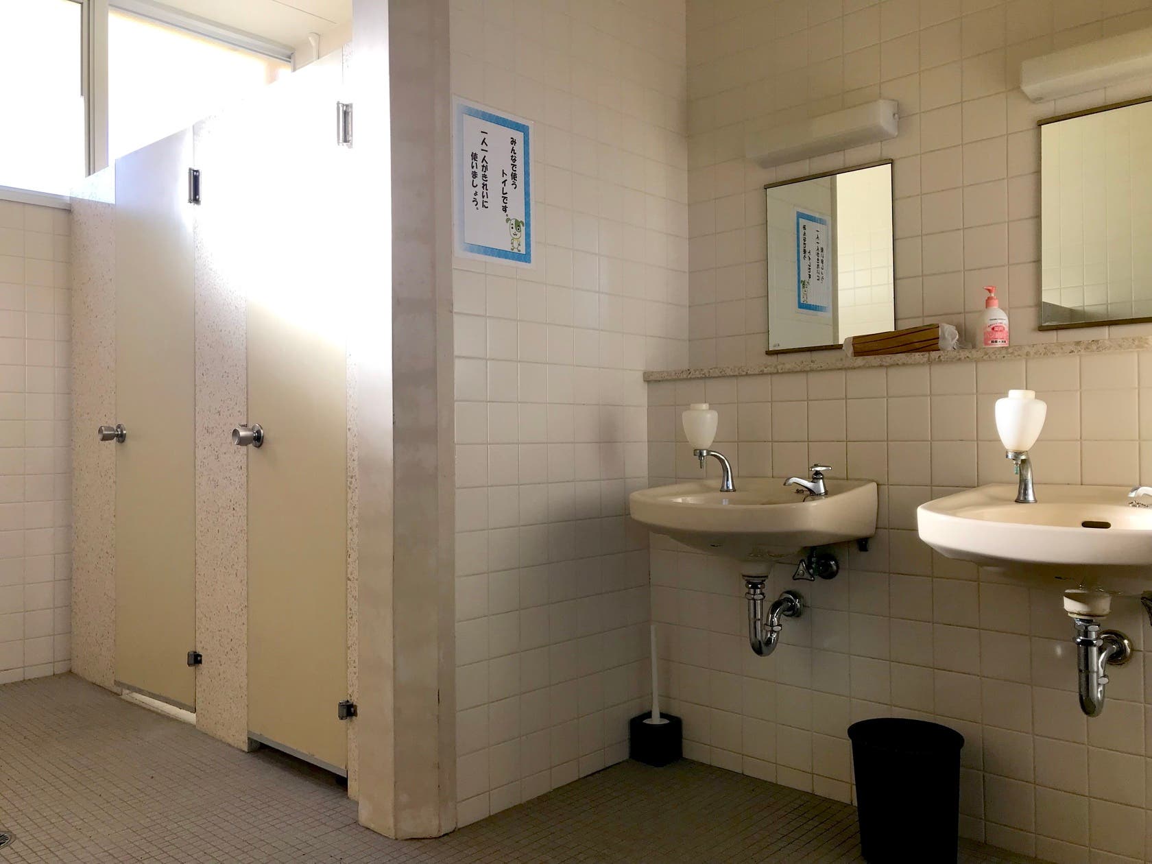 旧笠間東中学校・体育館の写真6