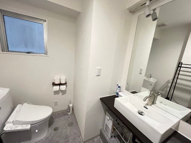 【飯田橋駅3分】天井3m以上！オシャレな内装の完全個室ジム　MIYAZAKI GYM飯田橋店の写真8