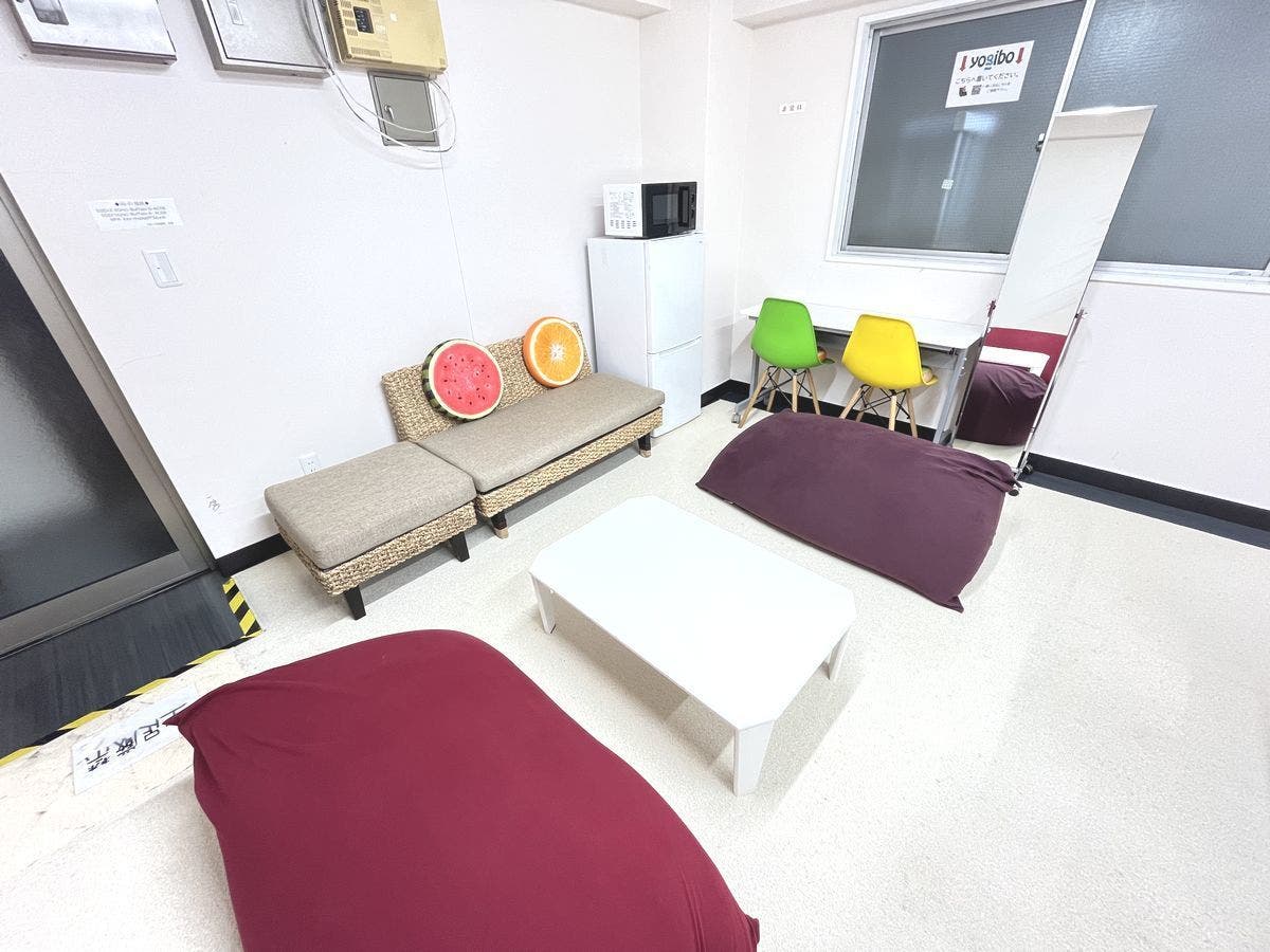 ＜フルーツ会議室🍋新潟駅前＞新潟駅１分 【室内動画あり】⭐️無人で気楽、ご自由に⭐️エレベーター⭐️会議、パーティもの写真8