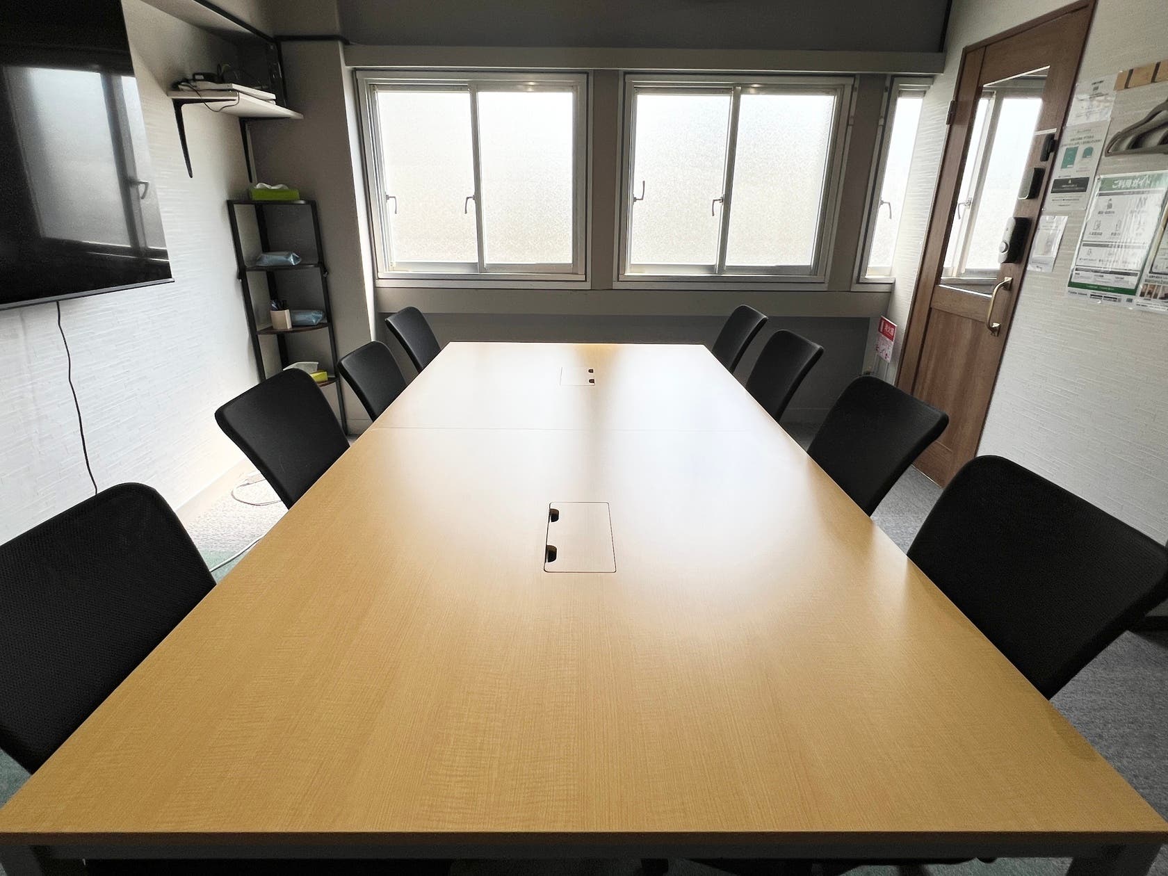 永田町駅4番出口すぐ！ モニター・ホワイトボード付き8名用会議室 ※予約時間前は入室不可の写真11