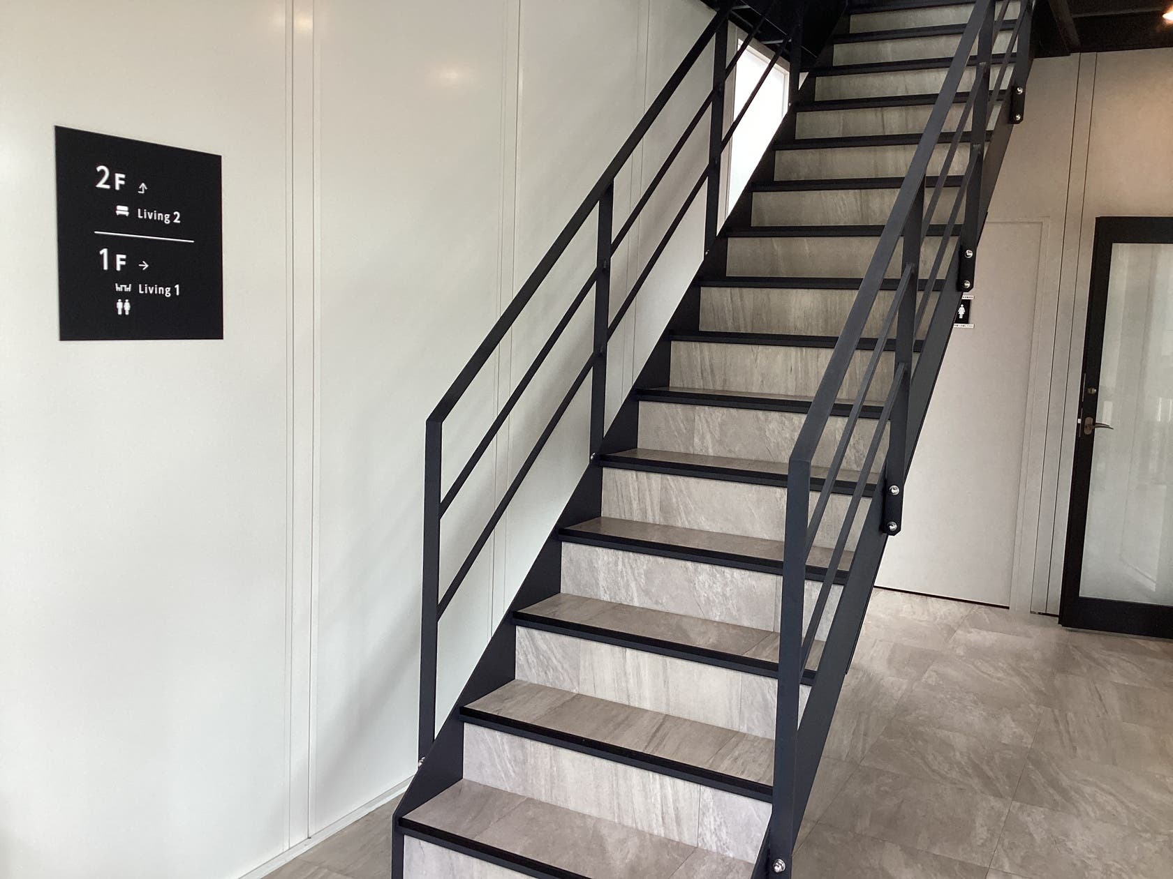 【Living2】✨U-SPACE千葉店✨リビングをイメージしたちょっとした集まりに最適のスペースです♪Wi-Fi/千葉市の写真9