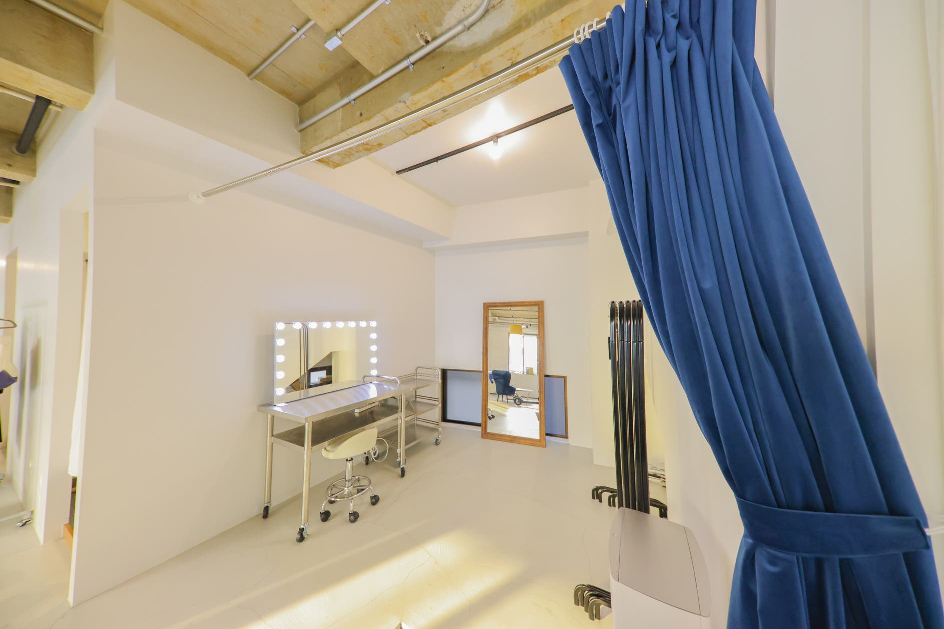 【表参道駅徒歩5分/広さ108㎡】撮影やイベント/展示会にも最適。自然光と緑が調和するまるで都心の別荘のような空間の写真12