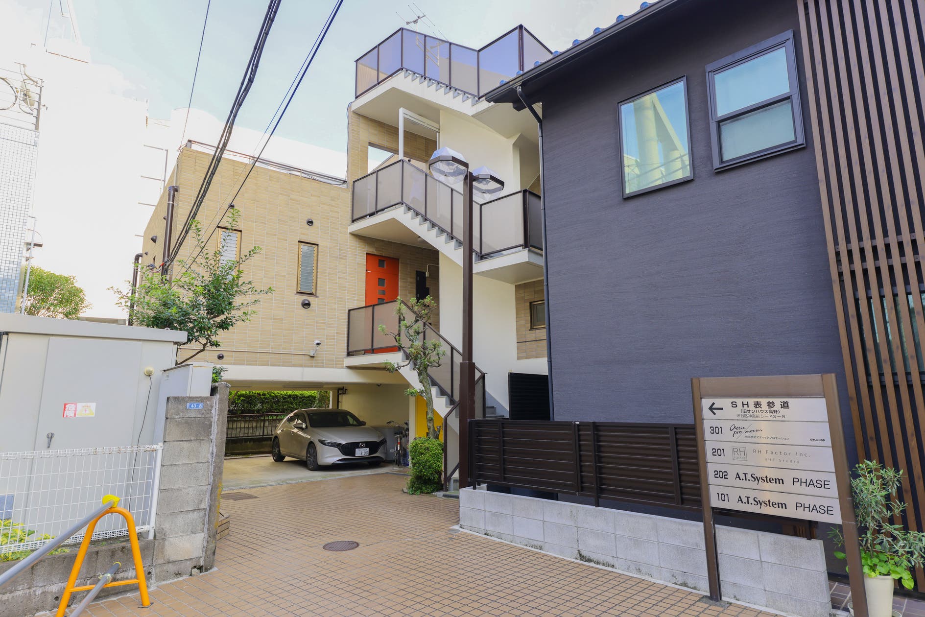 【表参道駅徒歩5分/広さ108㎡】撮影やイベント/展示会にも最適。自然光と緑が調和するまるで都心の別荘のような空間の写真14