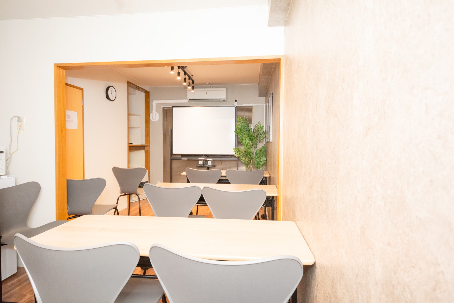 【札幌ファクトリー目の前】ボードゲーム12種類/高速光回線/持込飲食☕️/会議/セミナー/研修/オンライン会議にも最適の写真9