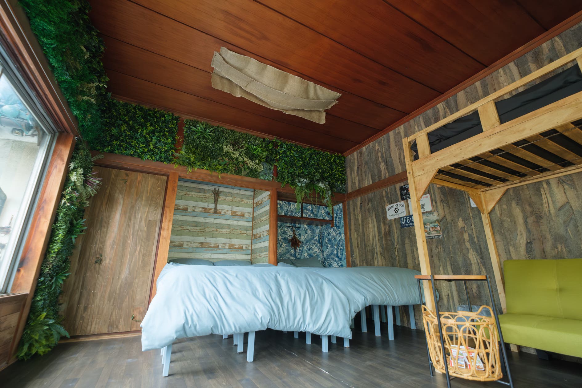 【長谷駅徒歩5分】女子会や撮影に最適！　”African Wild Lounge”の写真8